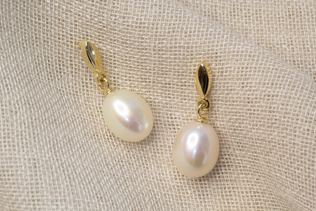 Oval Pearl Drop Stud Earrings - White - 9ct Yellow Gold – Sophie Divett ...